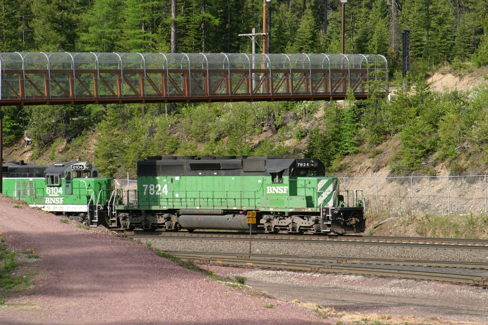 BNSF 7824